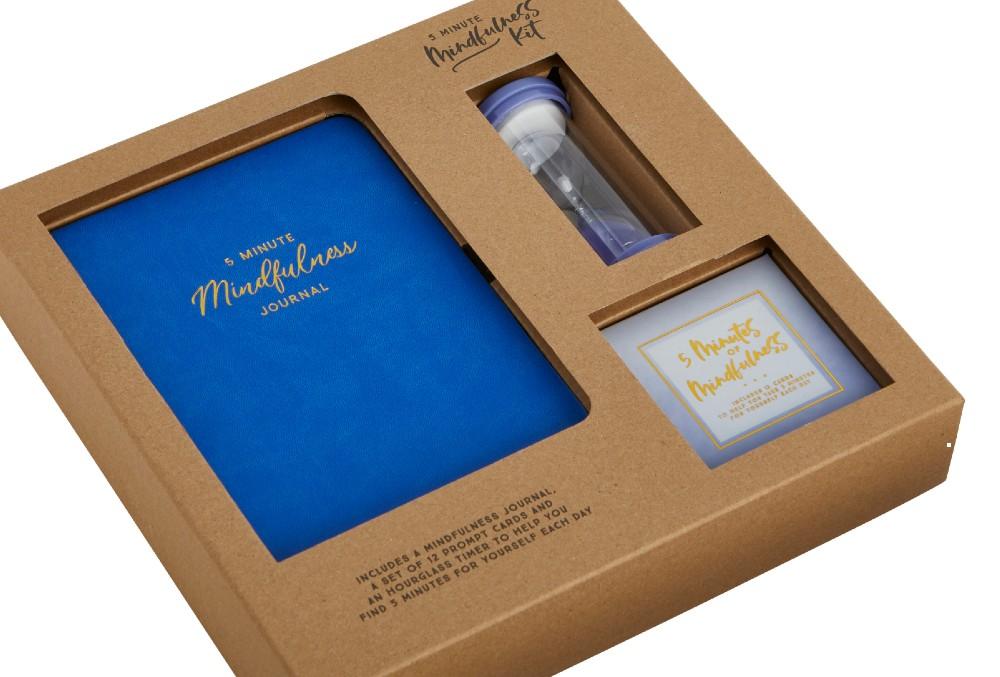 Cute Gift Sets That Make The Best Holiday Presents - FLEETSTREET