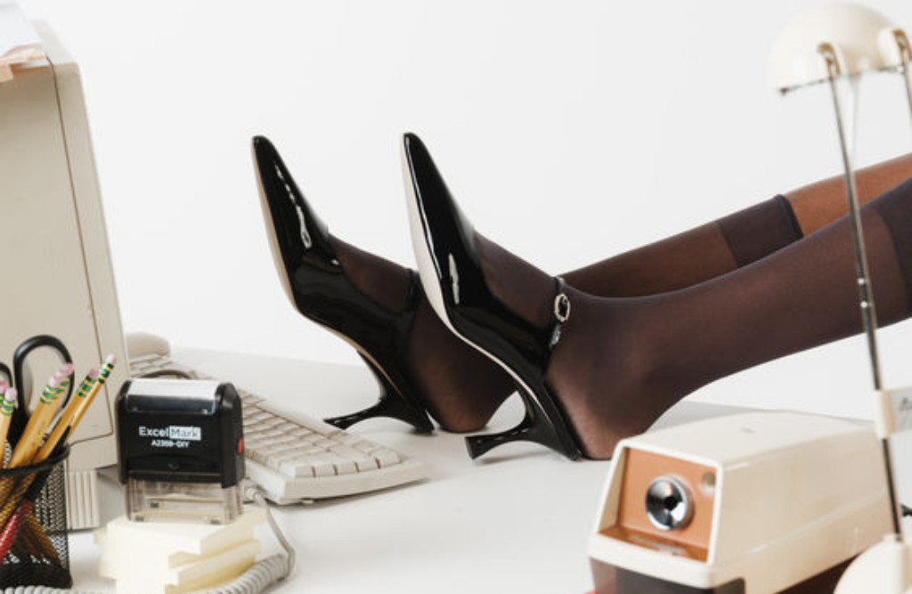 What’s The “Office Siren” Trend? - FLEETSTREET